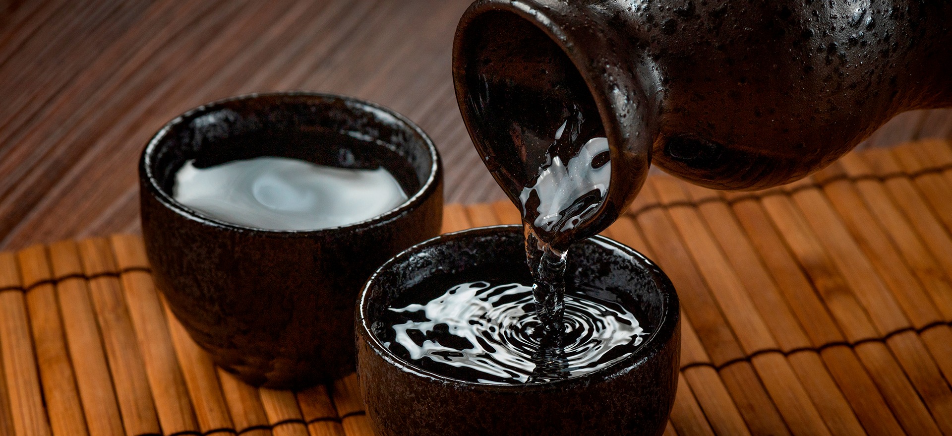 Saquê e Mirin: a diferença entre a bebida e o condimento japonês